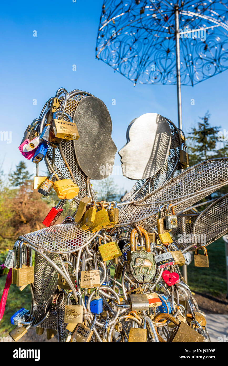 Lover's Lock sculpture called "Love in the Rain", Queen Elizabeth Park ...