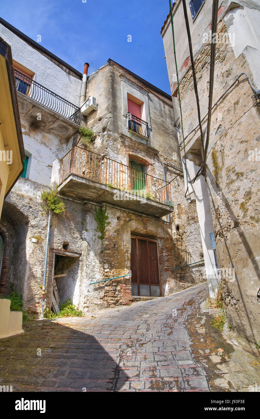 Alleyway. Tursi. Basilicata. Italy Stock Photo - Alamy