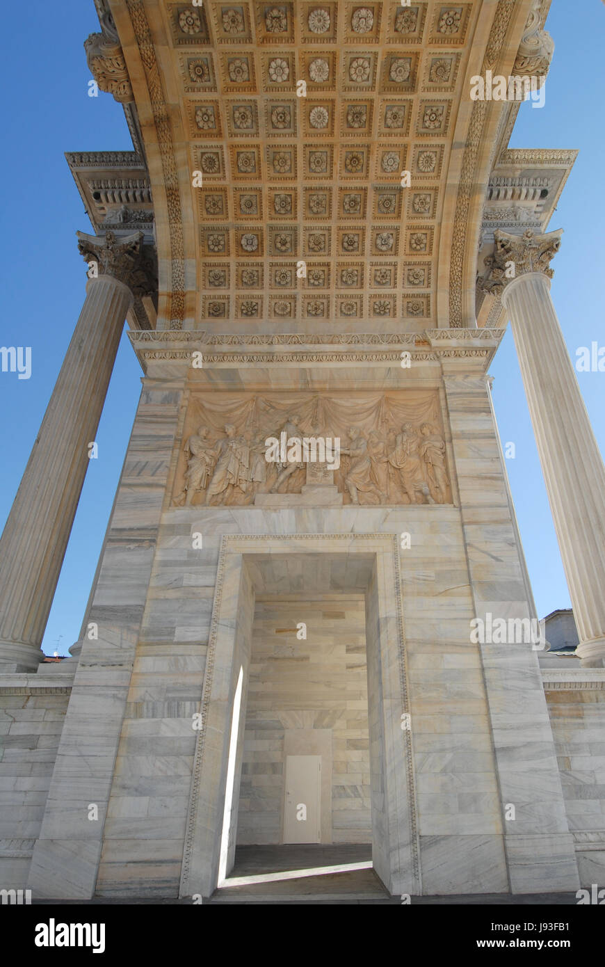 Renaissance columns hi-res stock photography and images - Alamy