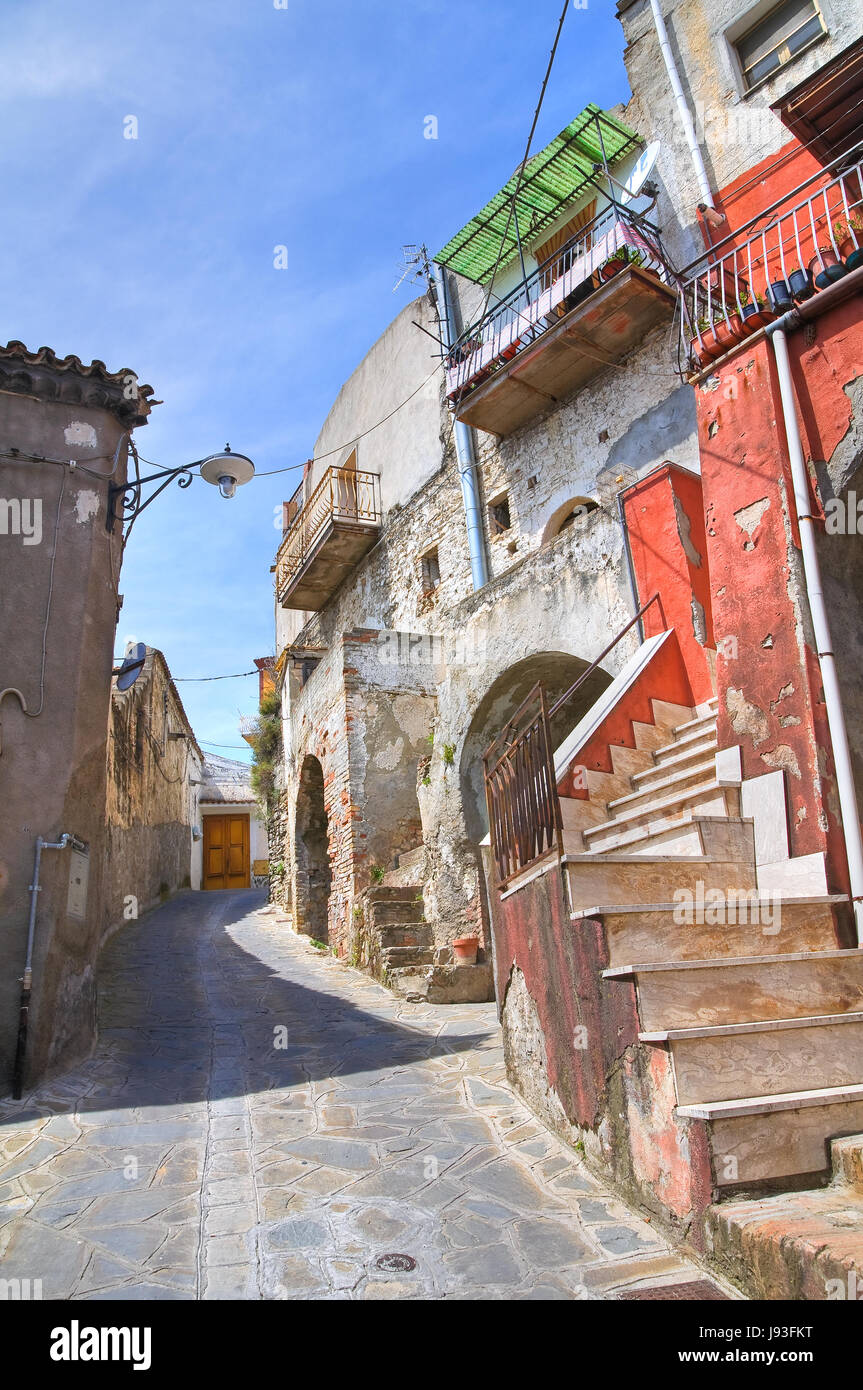 Alleyway. Tursi. Basilicata. Italy Stock Photo - Alamy