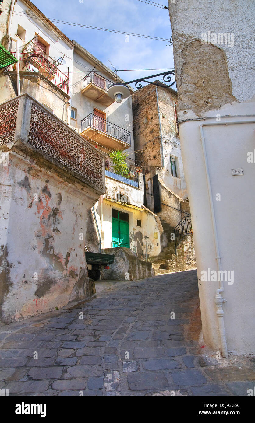 Alleyway. Tursi. Basilicata. Italy Stock Photo - Alamy