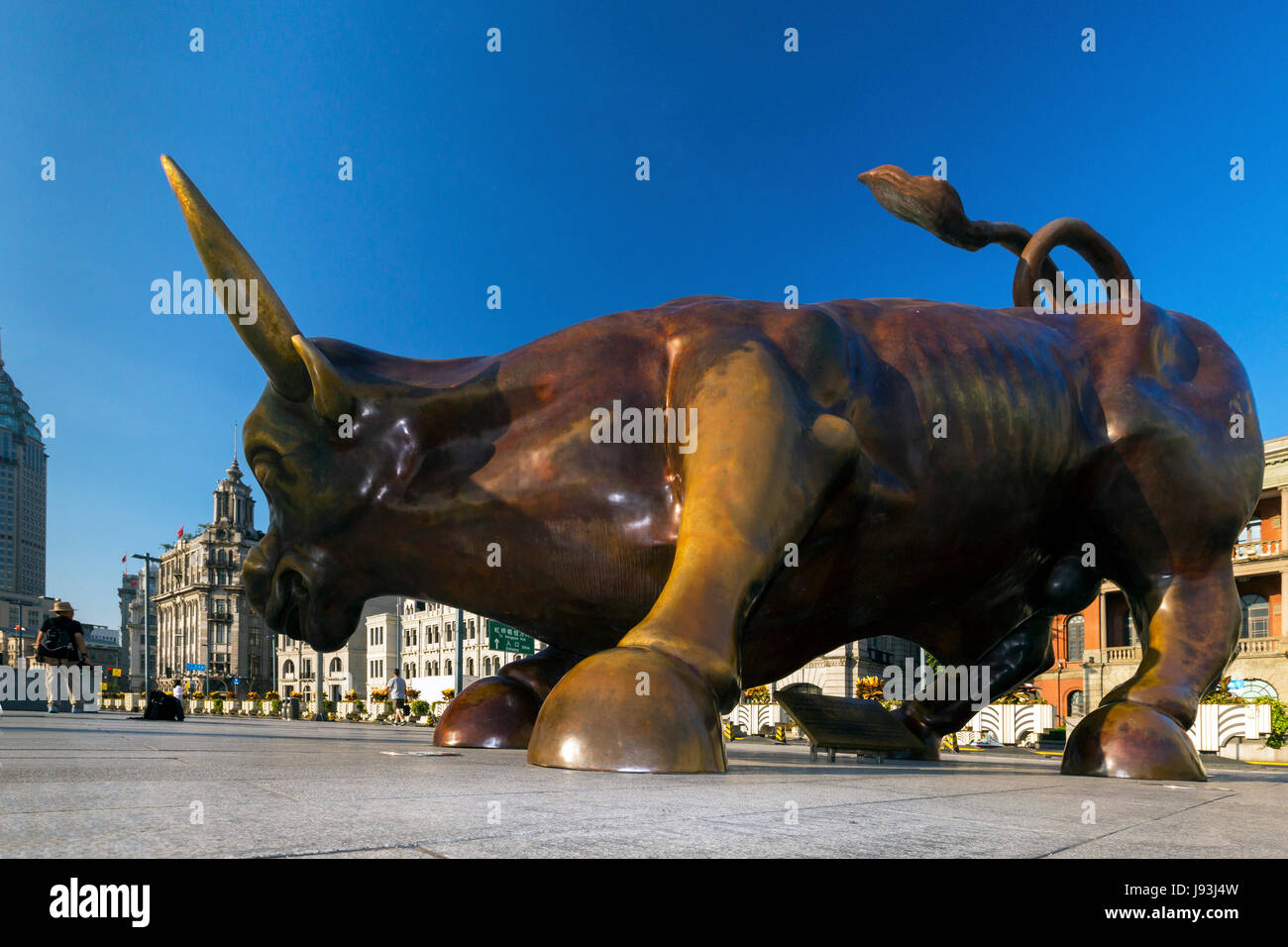 China shanghai bund area hi-res stock photography and images - Alamy
