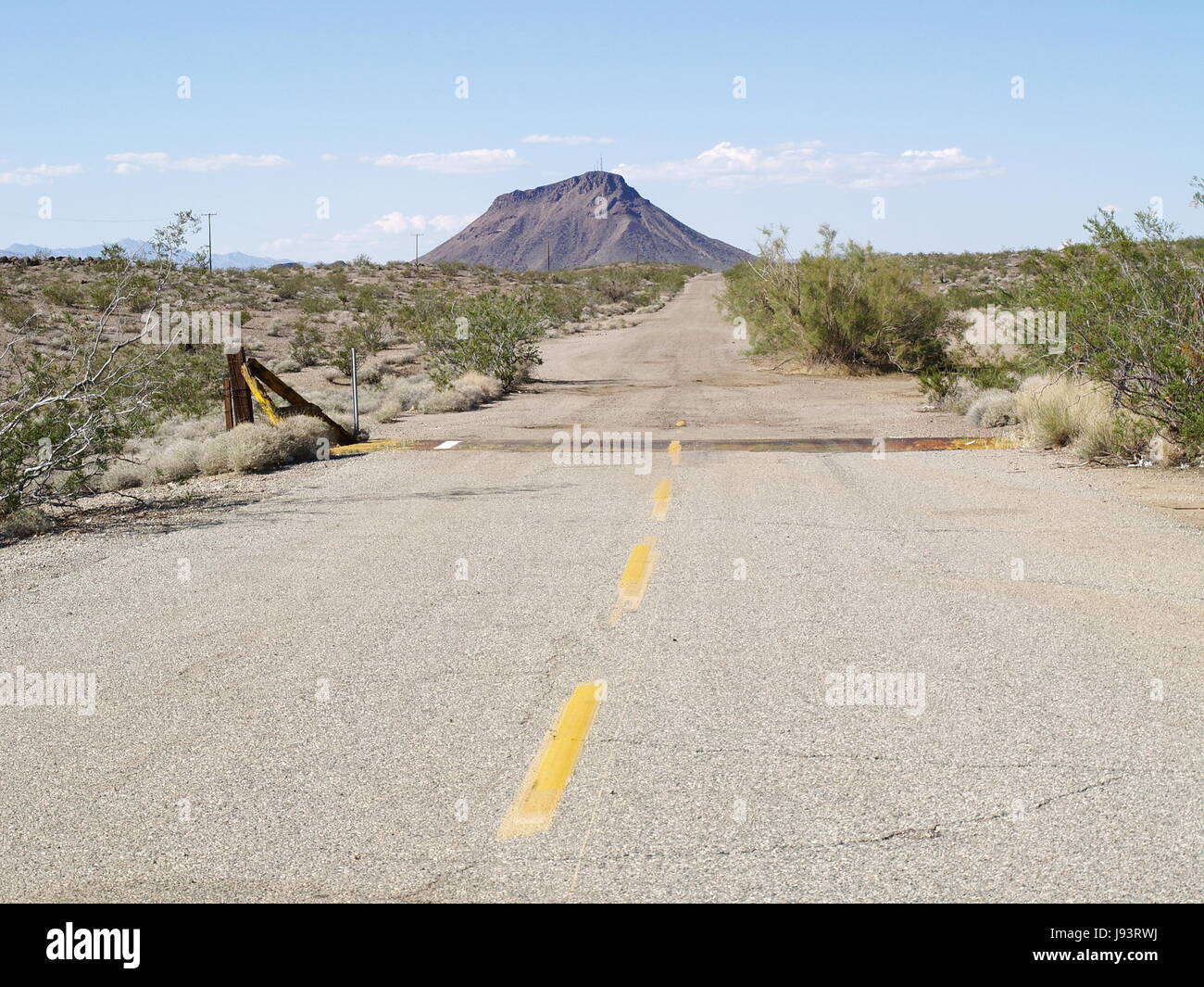 travel, dust, field, lost, pavement, outdoor, direction, deserted ...