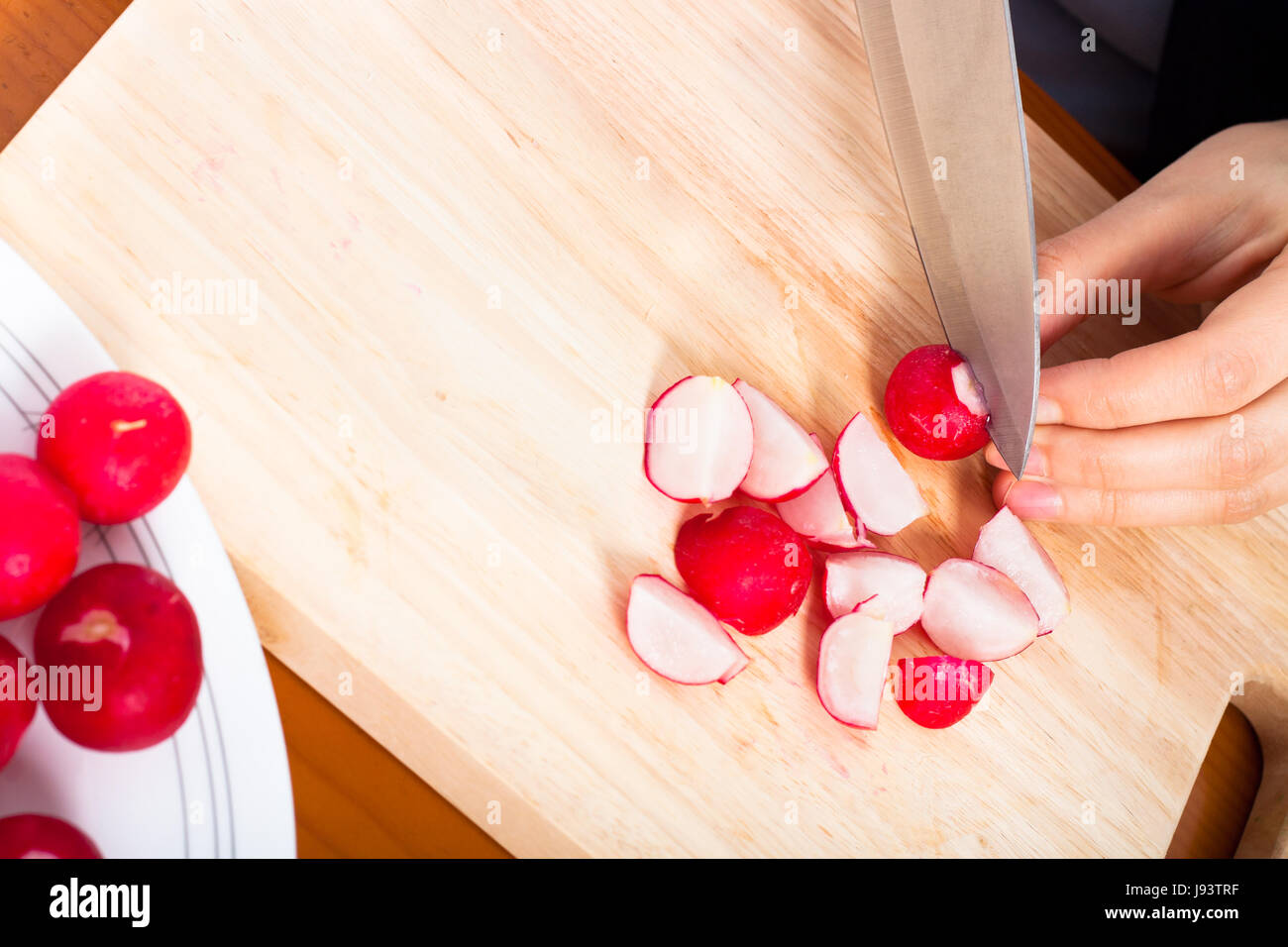 board, cut, radish, cutting, radishes, food, aliment, hand, hands ...