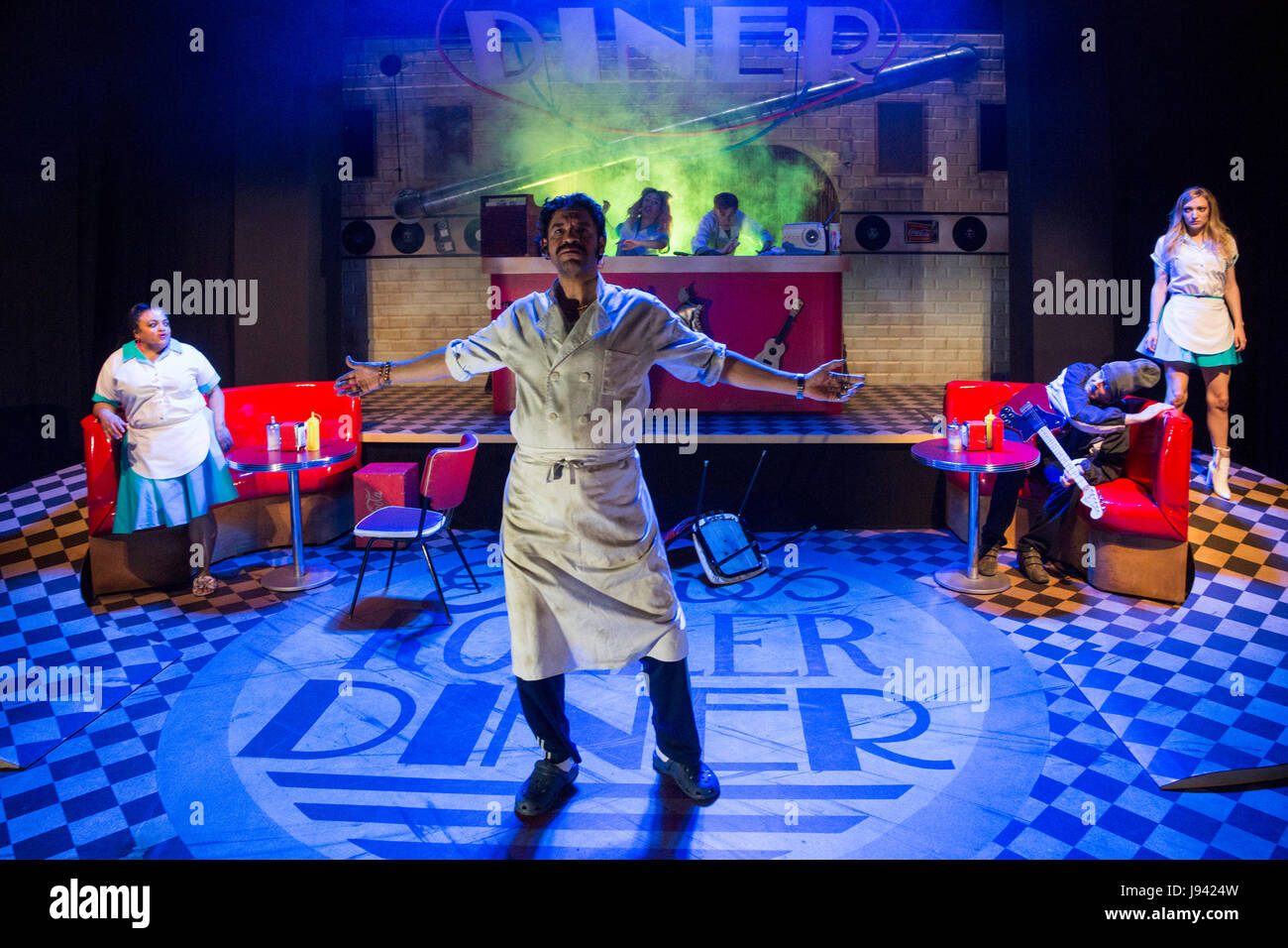 Joe dixon actor hi-res stock photography and images - Alamy