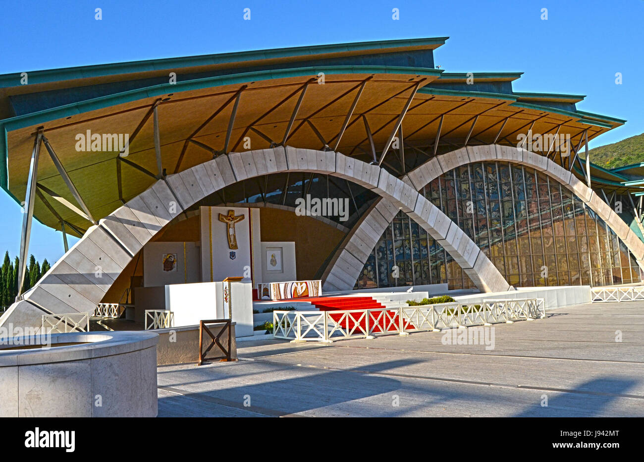 religion, crucifix, holy, sacred, religion, art, new, cross, columns ...