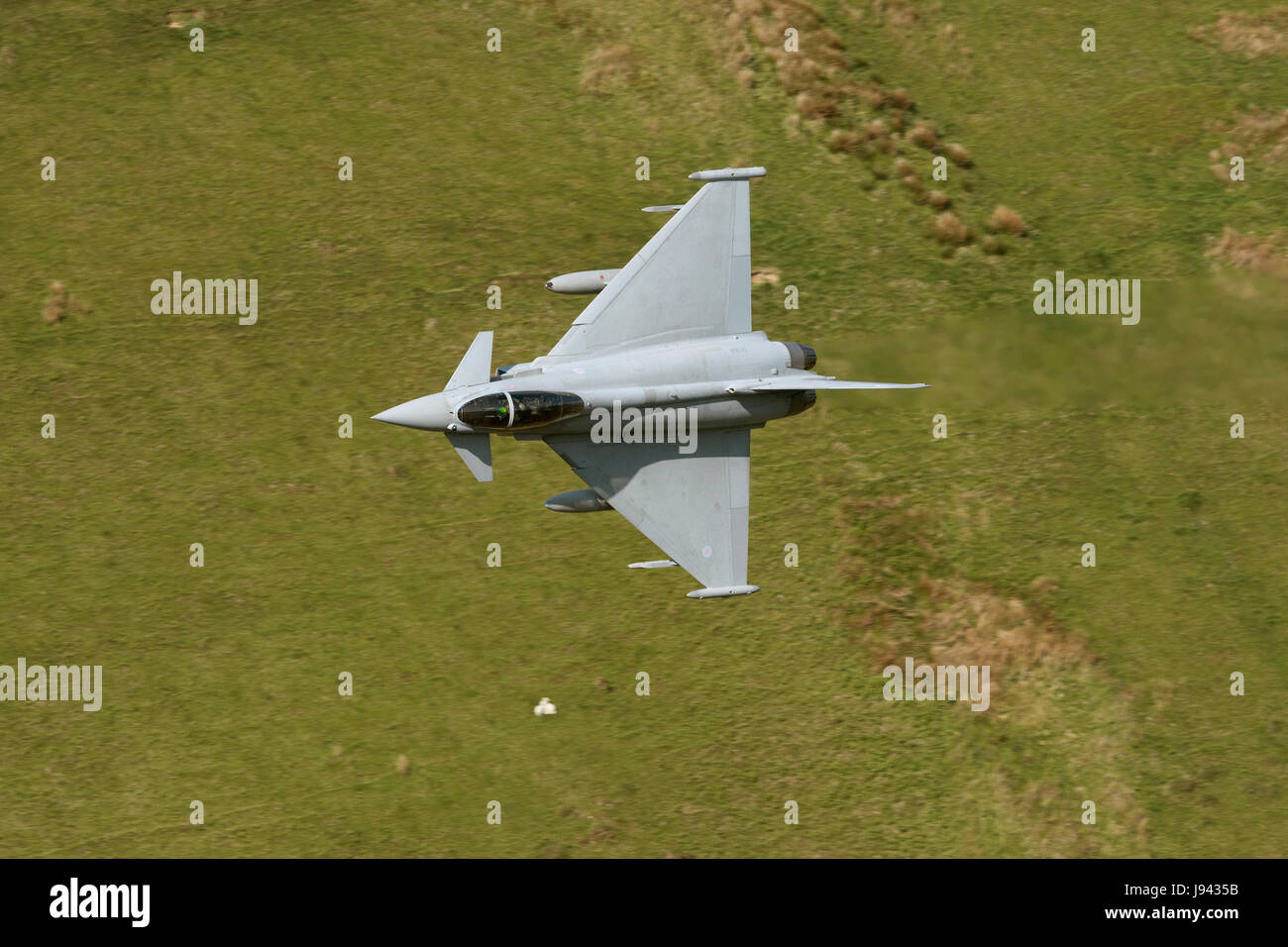 RAF Eurofighter (Typhoon) Flying Low Level Stock Photo - Alamy