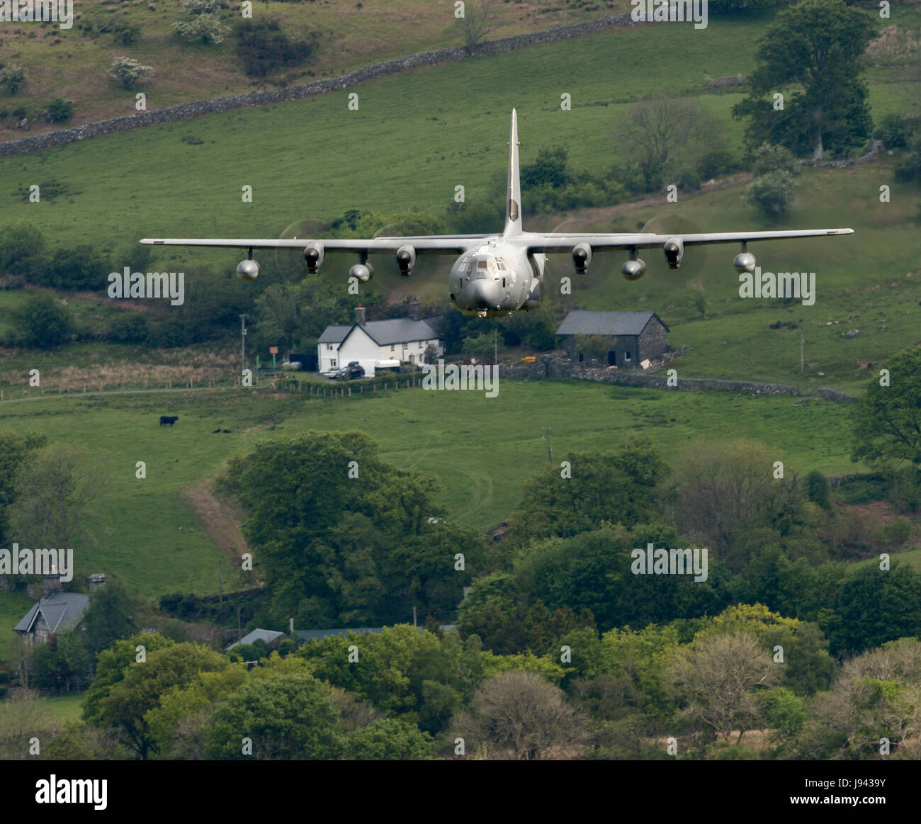 Lockheed mc 130j hercules hi-res stock photography and images - Alamy