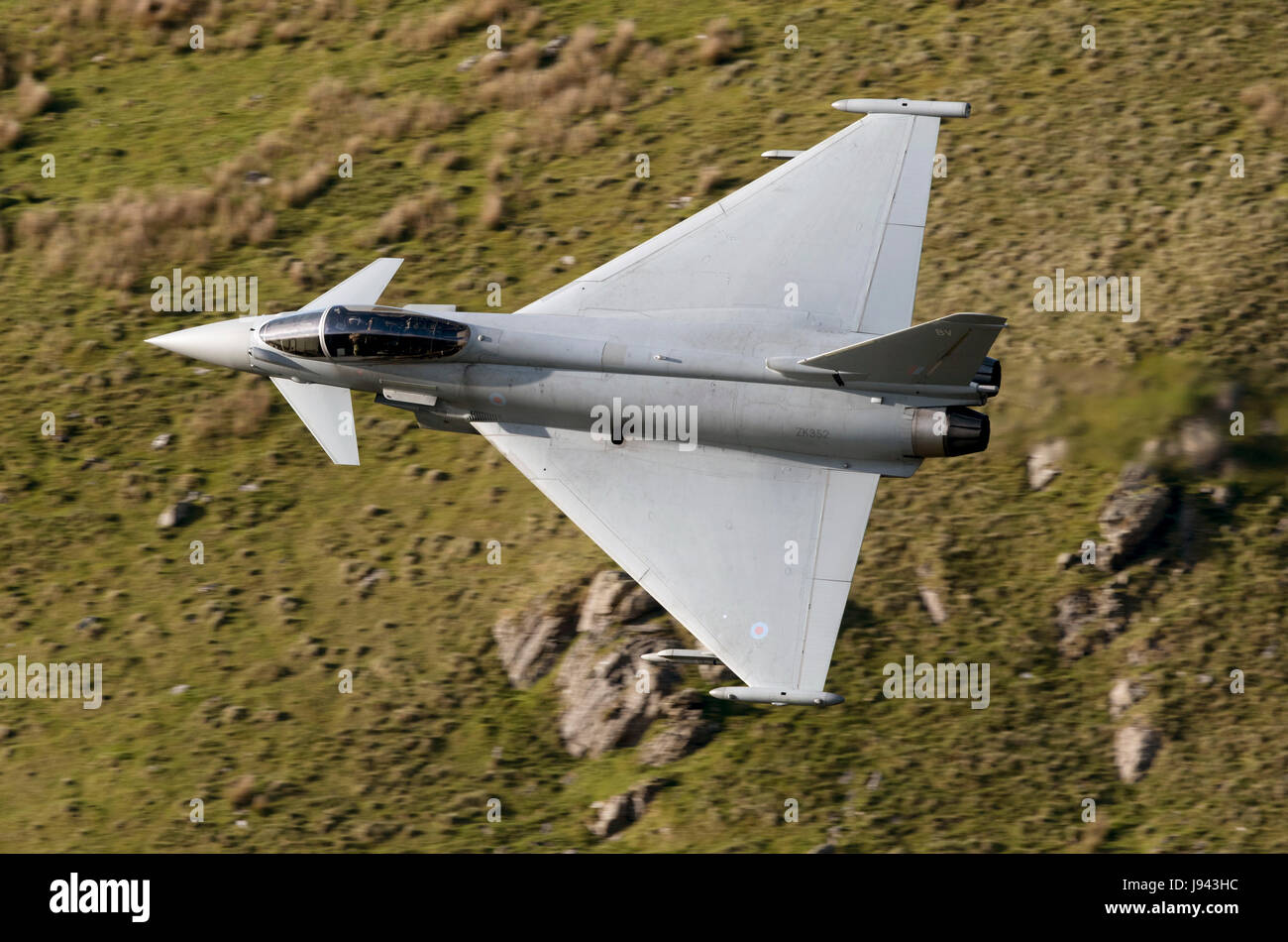 RAF Eurofighter (Typhoon) Flying Low Level Stock Photo - Alamy