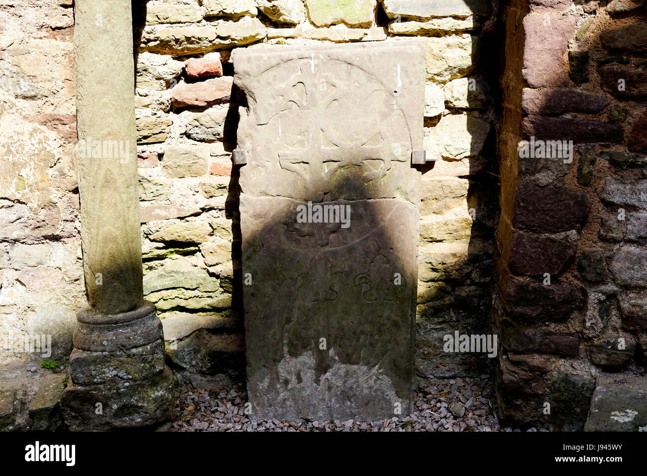 Knights templar grave hi-res stock photography and images - Alamy