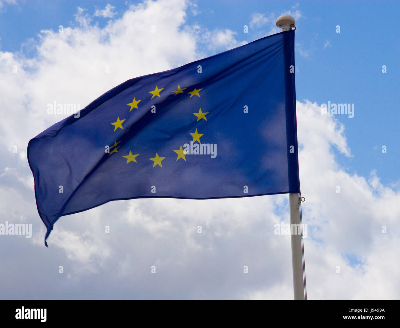 object, symbolic, colour, emblem, europe, photo, camera, illustration ...