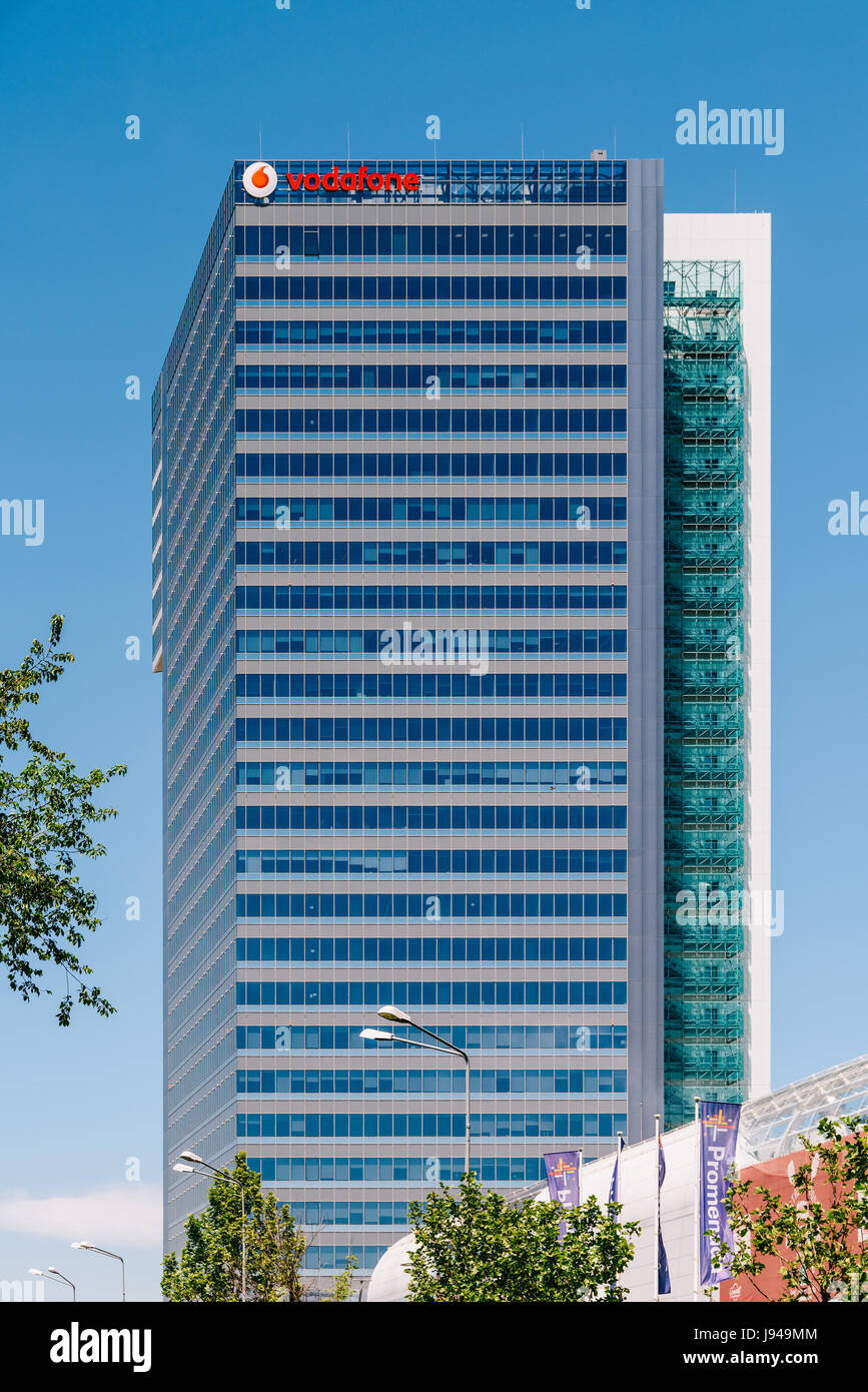 Business bright modern office glass hi-res stock photography and images ...