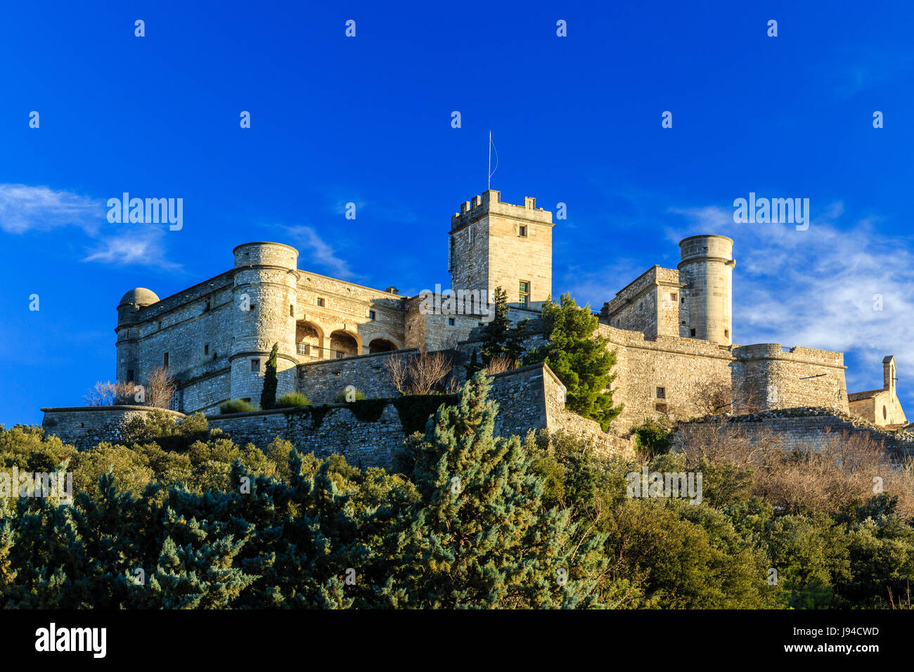 France, Vaucluse (84), Le Barroux, château du Barroux // France Stock ...