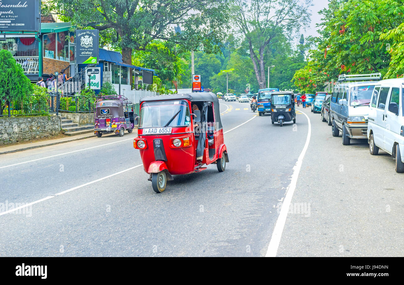 Colombo roads hi-res stock photography and images - Alamy