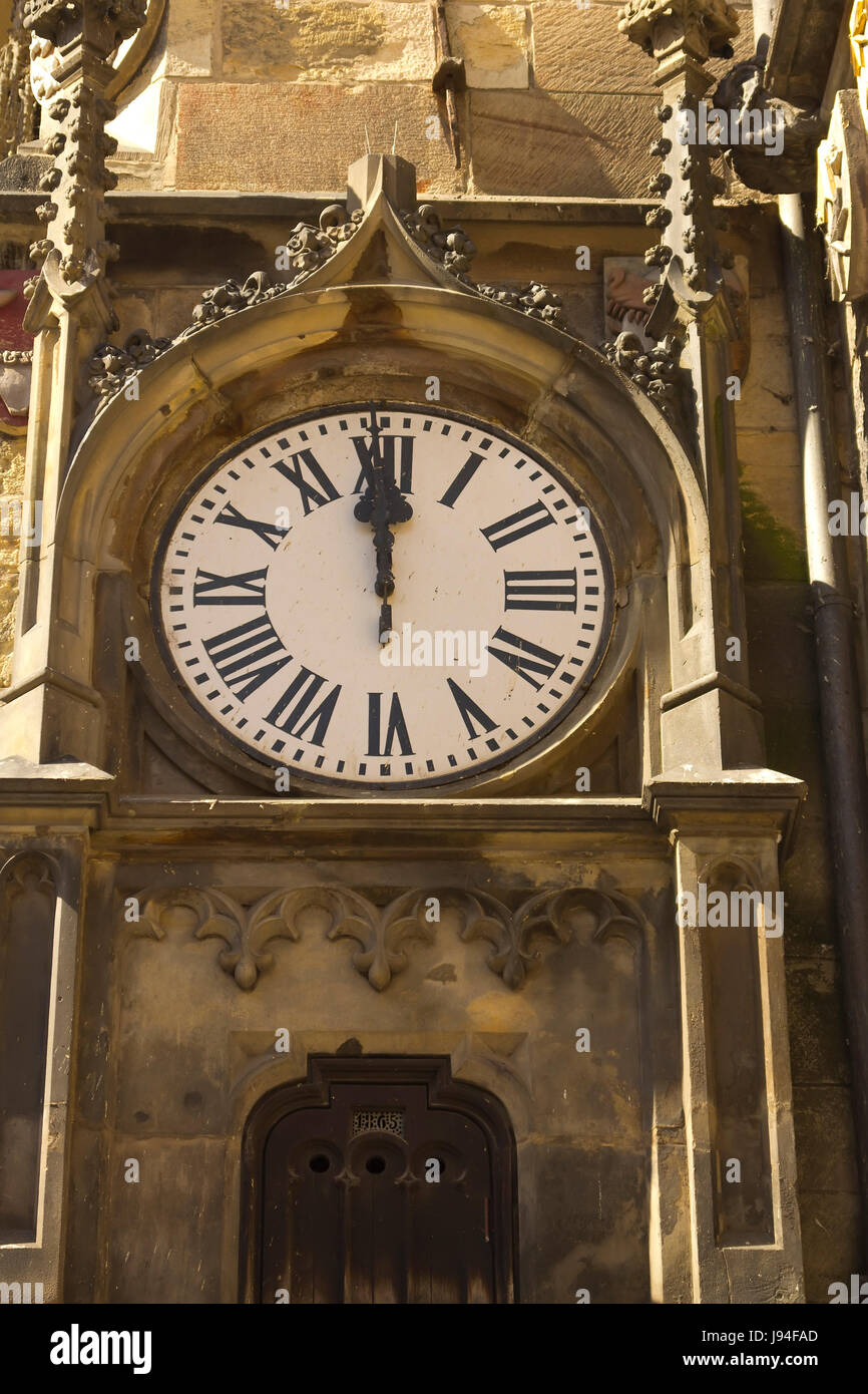 clock, style of construction, architecture, architectural style ...