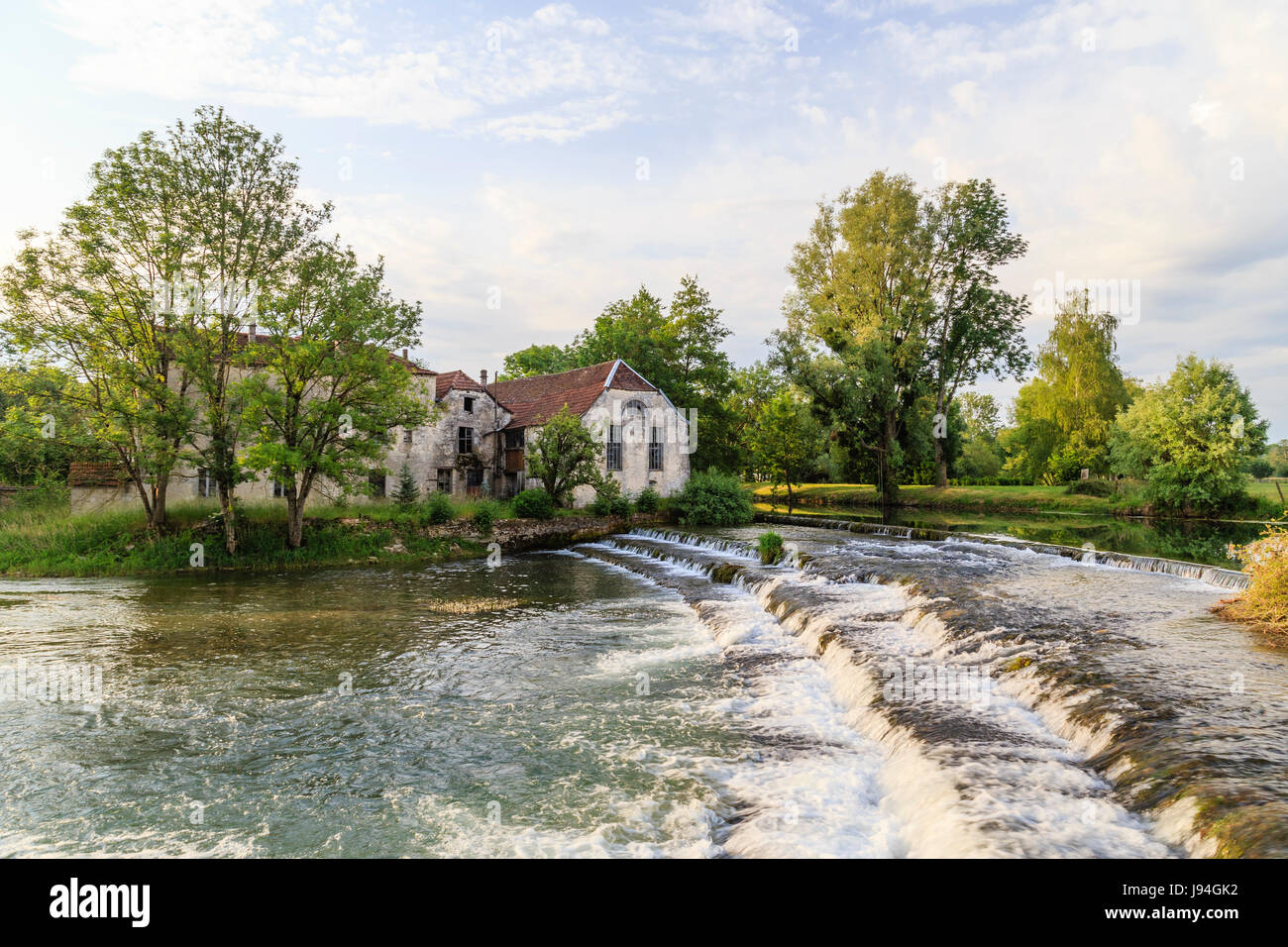 Sur seine hi-res stock photography and images - Alamy