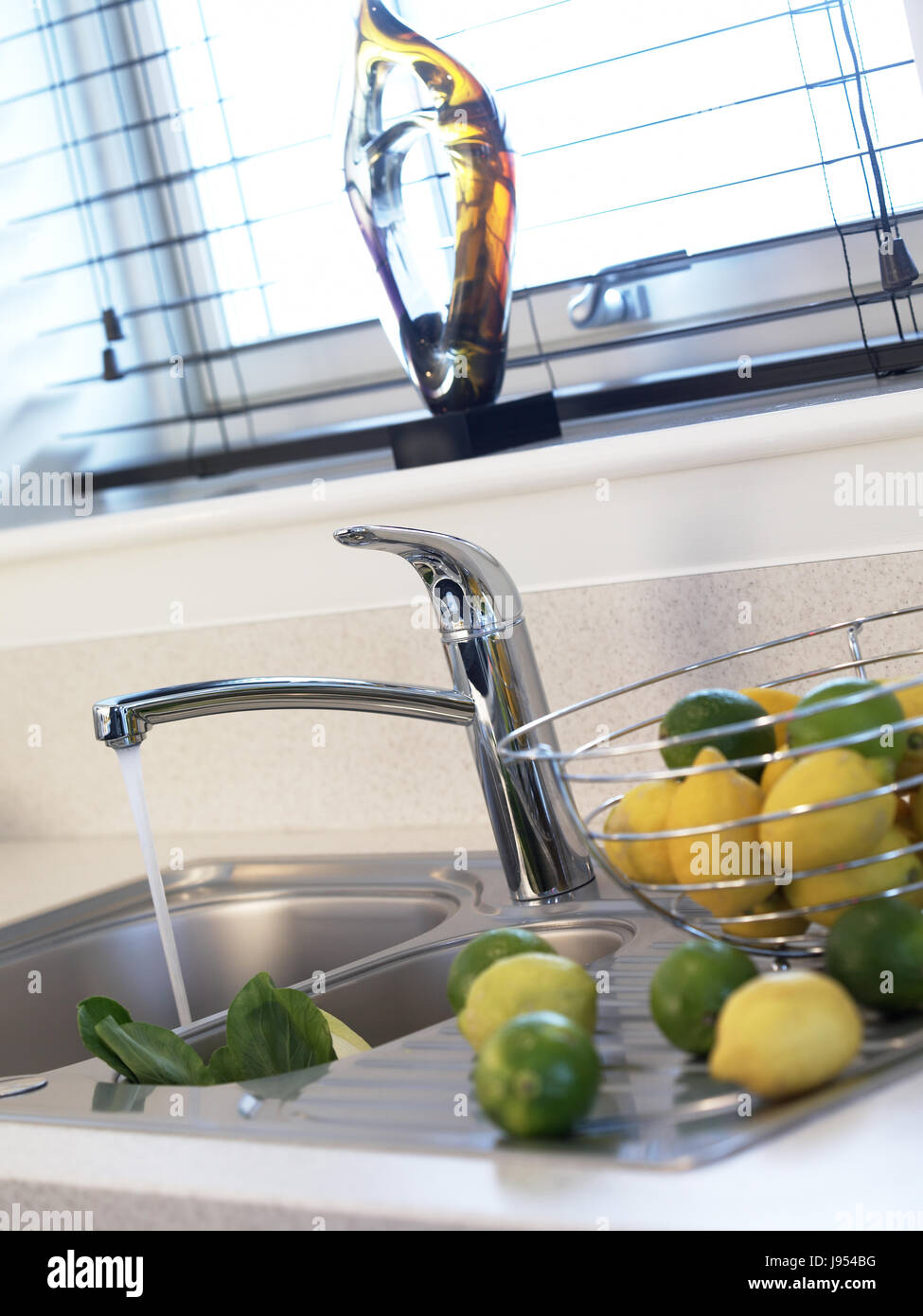Kitchen taps hi-res stock photography and images - Alamy