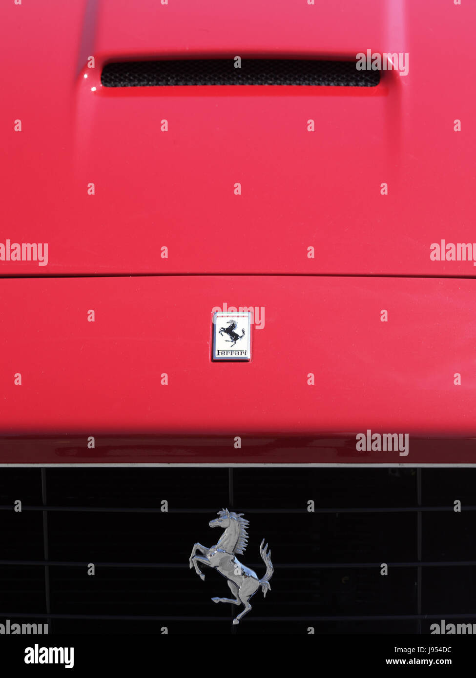 Iconic ferrari badge hi-res stock photography and images - Alamy