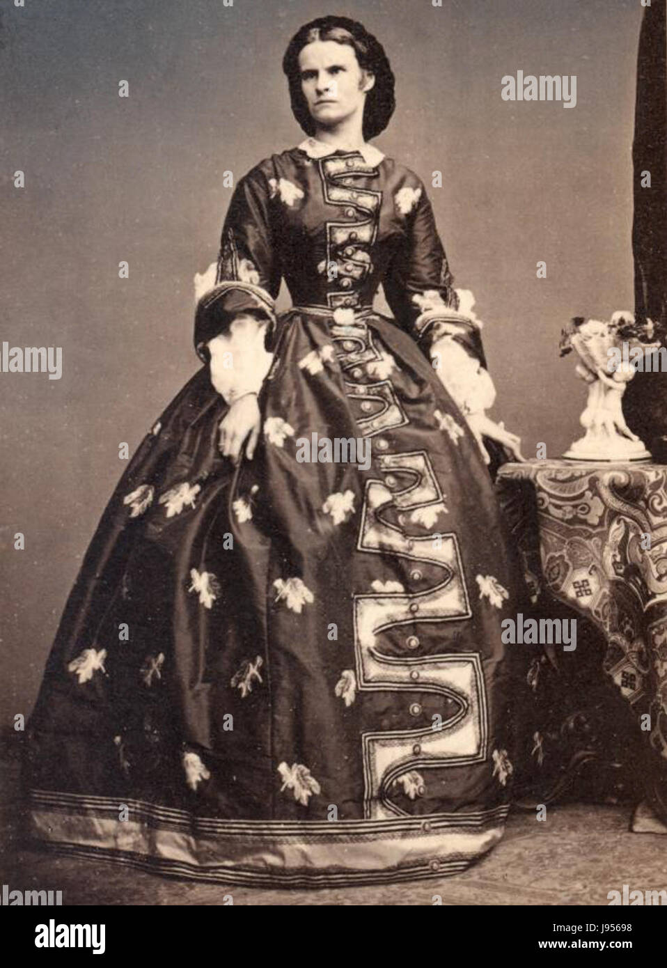 Princess Helene of Bavaria, later known as Princess of Thurn und Taxis ...