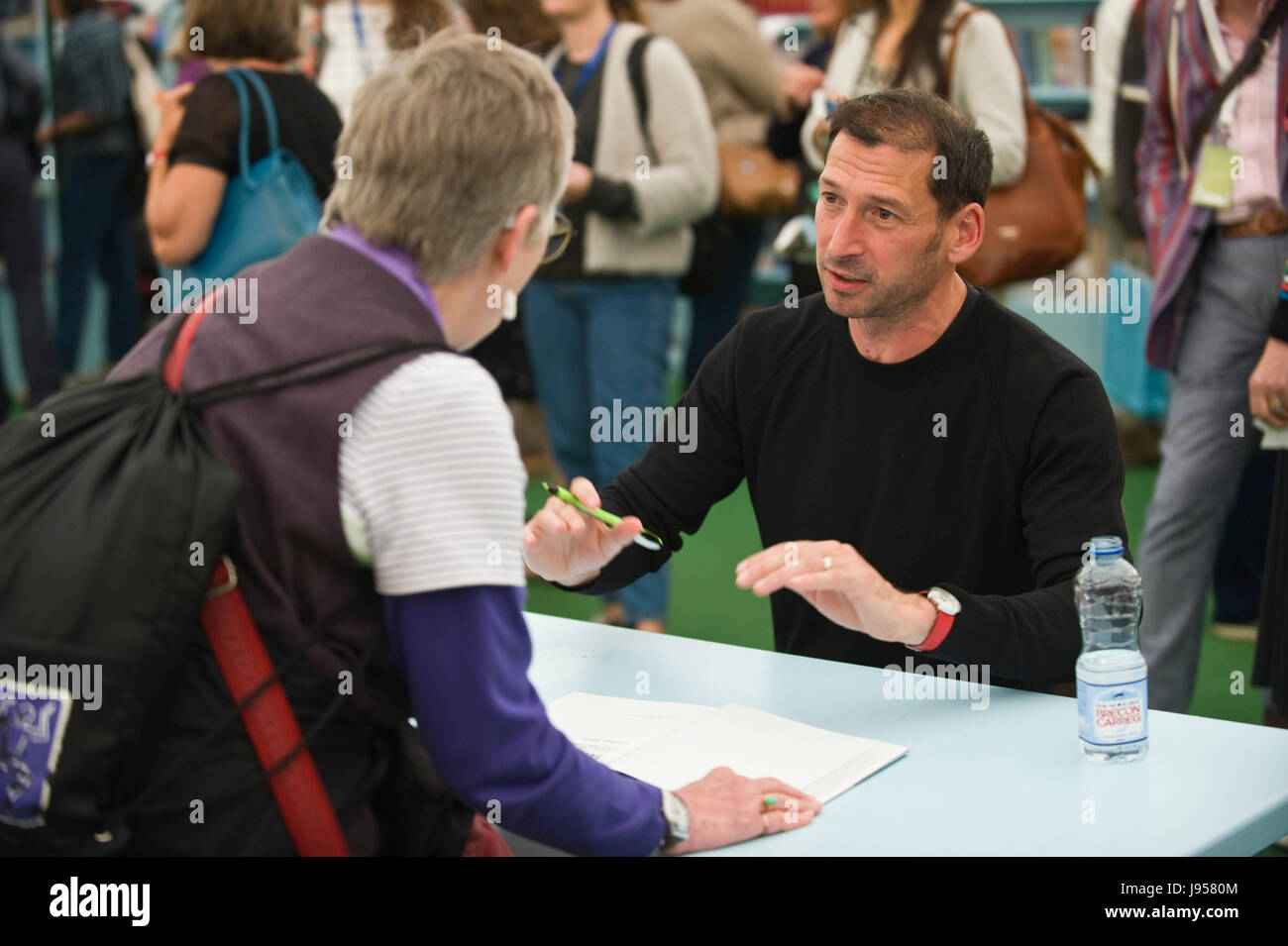 Fan psychology hi-res stock photography and images - Alamy