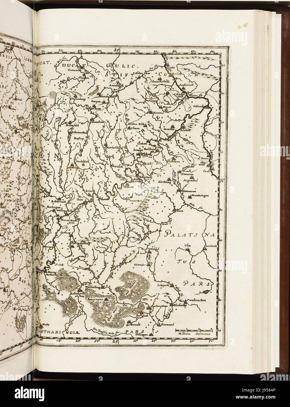 17th century map france hi-res stock photography and images - Alamy