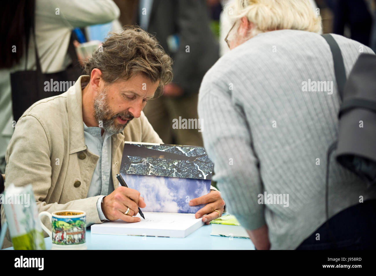 Dan pearson hi-res stock photography and images - Alamy