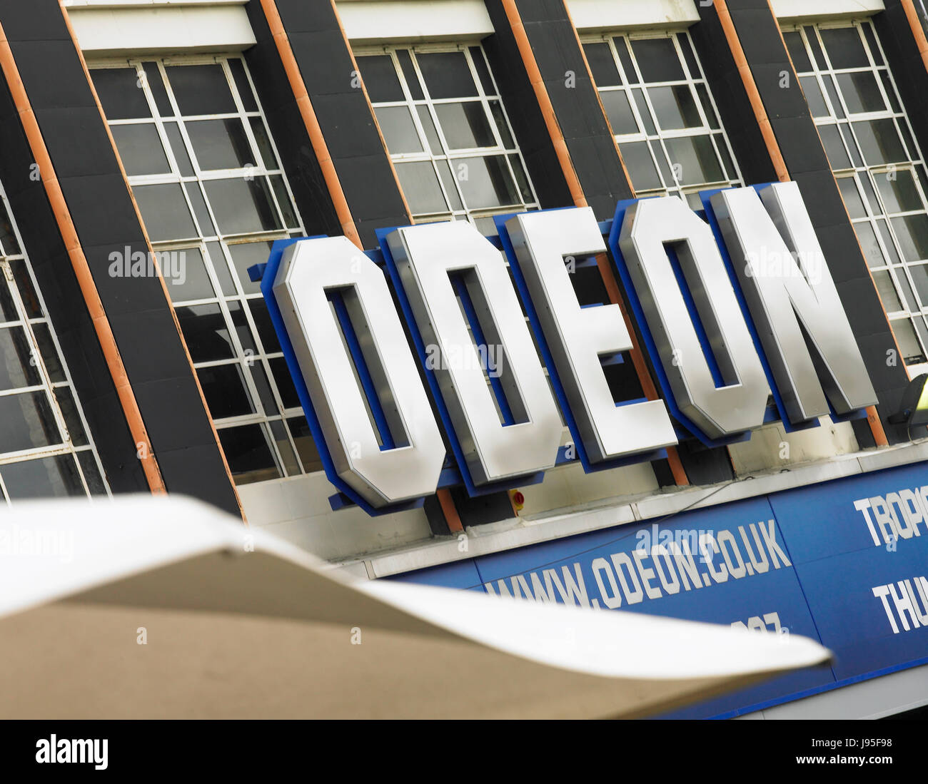 Old odeon cinema building hi-res stock photography and images - Alamy