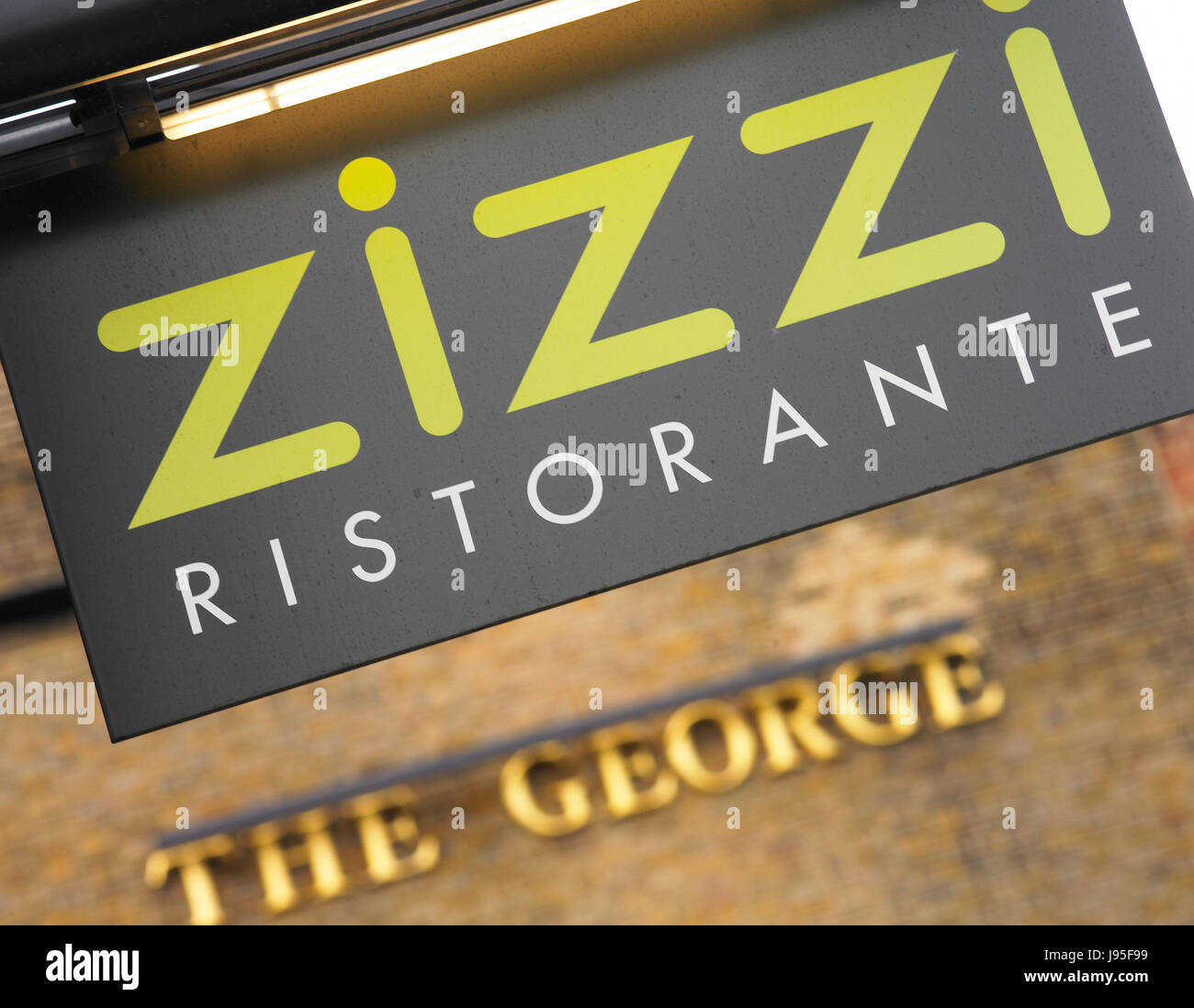 Zizzi restaurant sign Stock Photo - Alamy