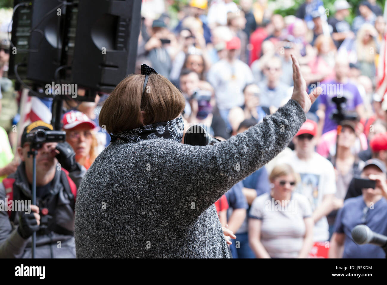 Transgender rights portland hi-res stock photography and images - Alamy