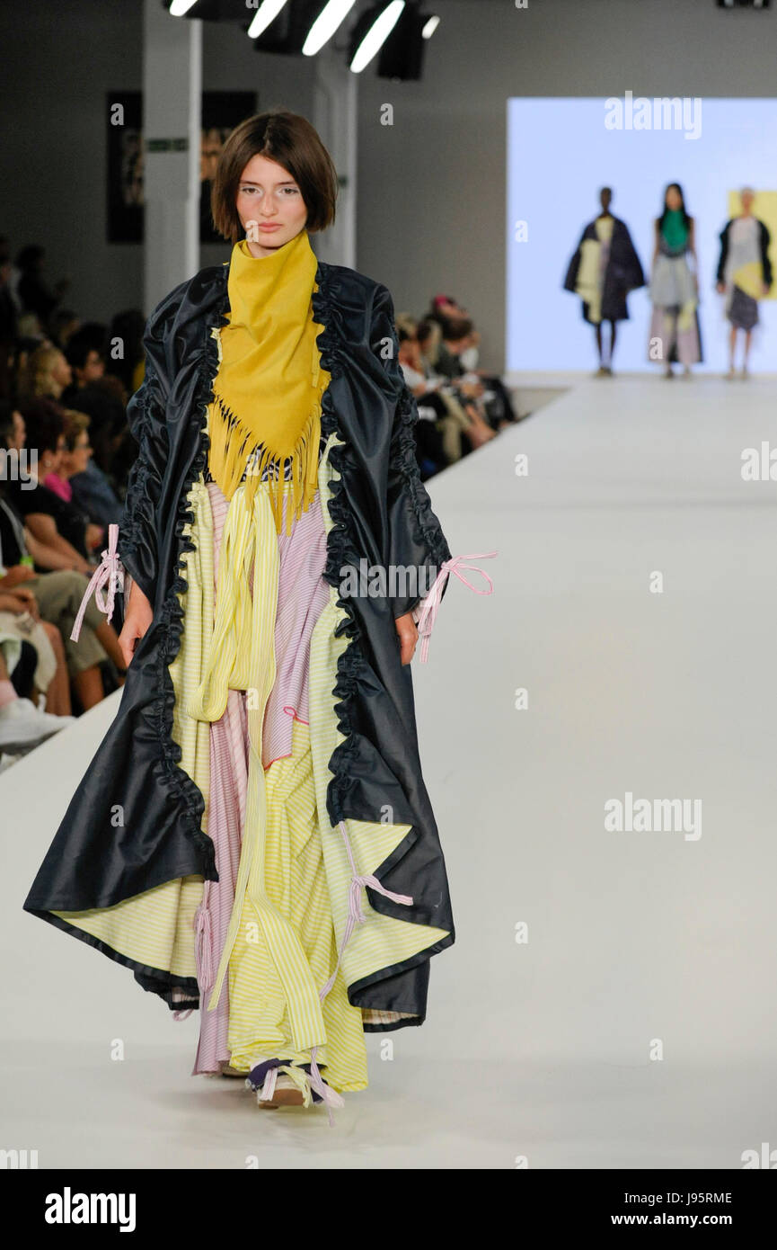 Emma graduation hi-res stock photography and images - Alamy