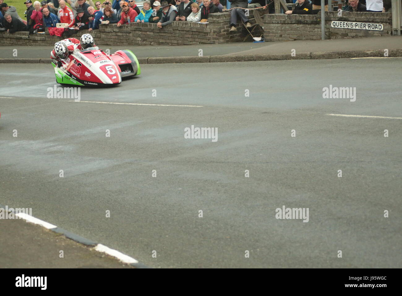 Motorcycle sidecar racing hi-res stock photography and images - Alamy