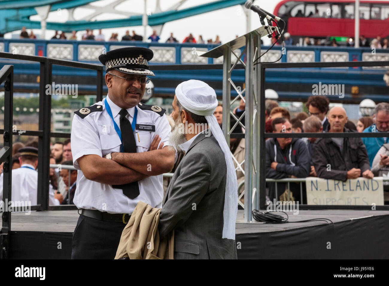 Police commander hi-res stock photography and images - Alamy