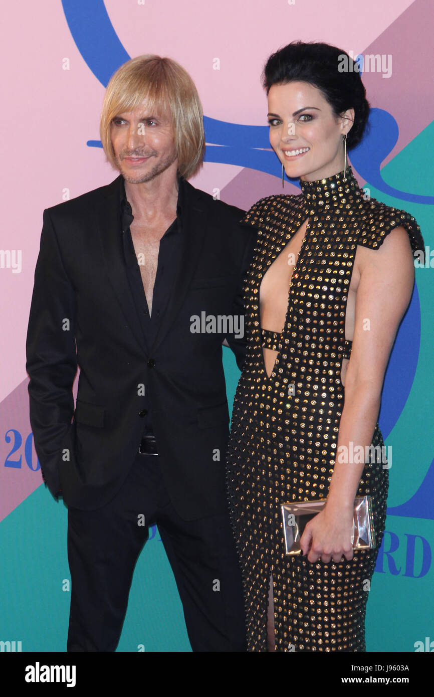 New York, NY, USA. 5th June, 2017. Marc Bouwer and Jaimie Alexander at ...