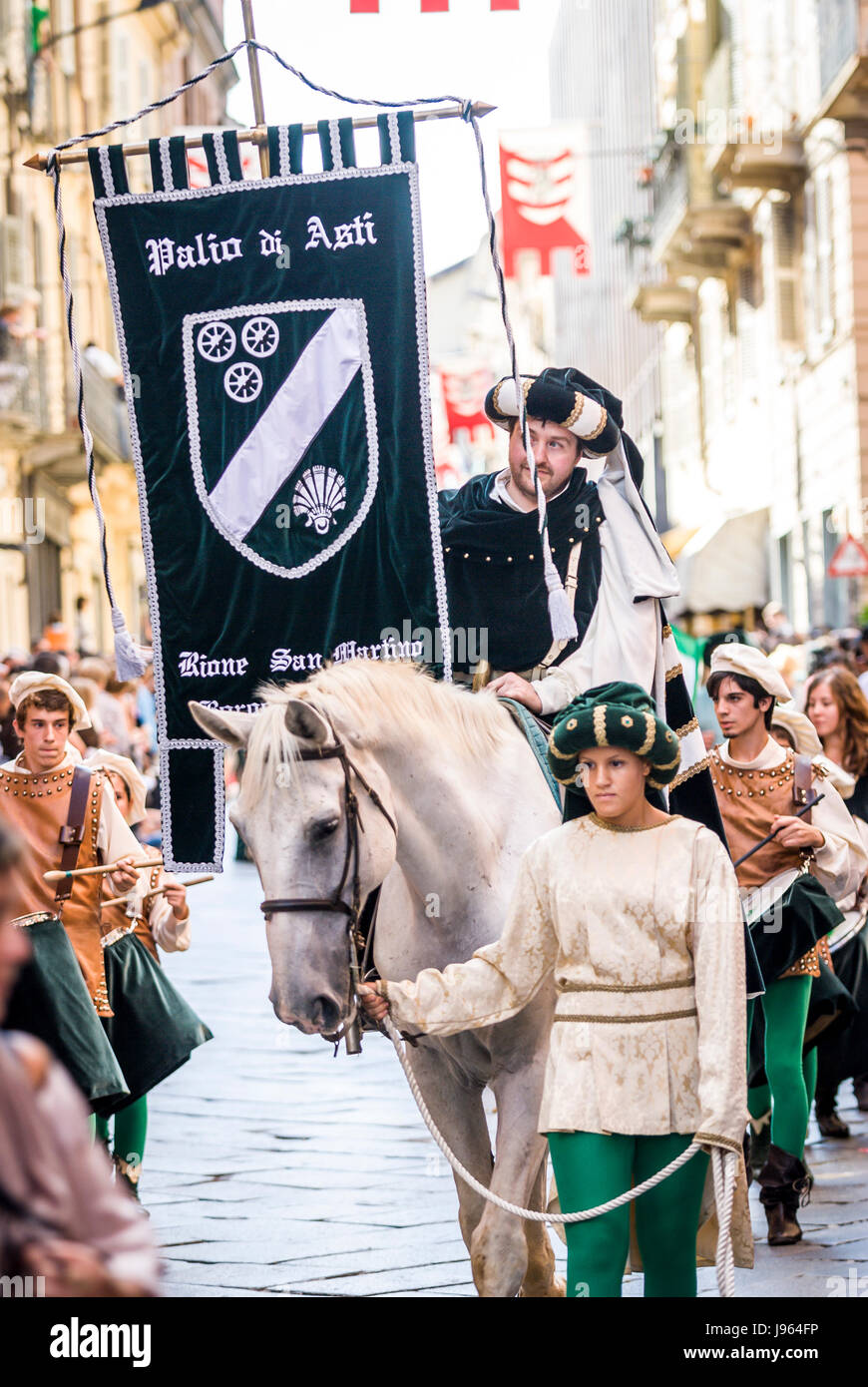 Parade of a prince on horseback, Palio in Italy Stock Photo - Alamy