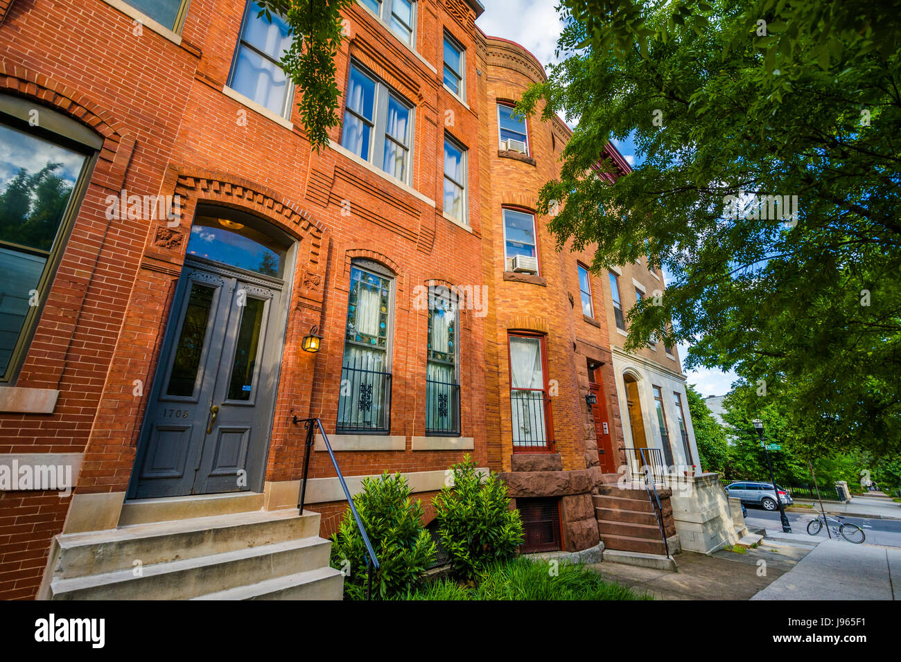 Baltimore Row Homes Brick High Resolution Stock Photography and Images ...