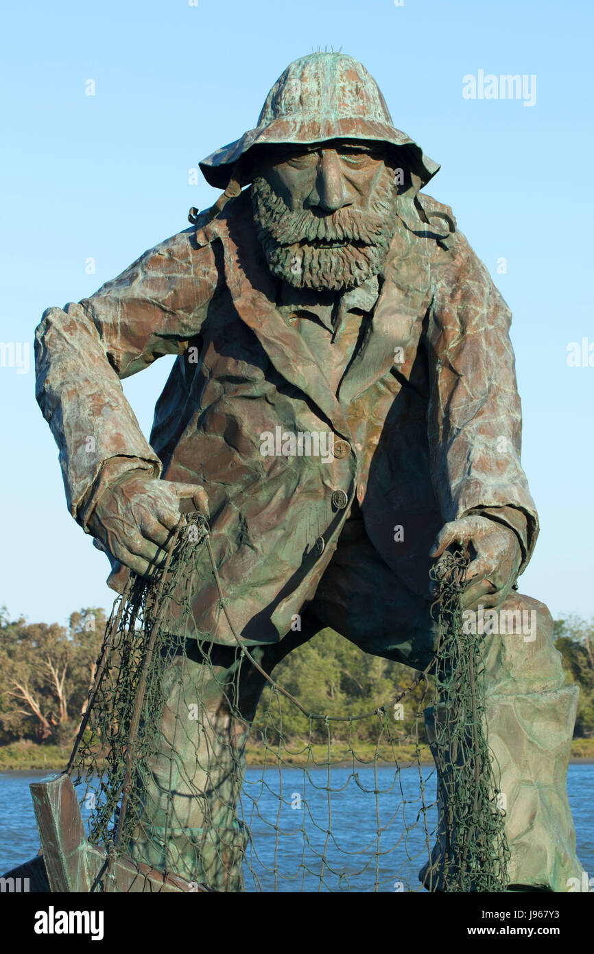 Fisherman Memorial statue, Humboldt Bay Harbor, Eureka, California ...