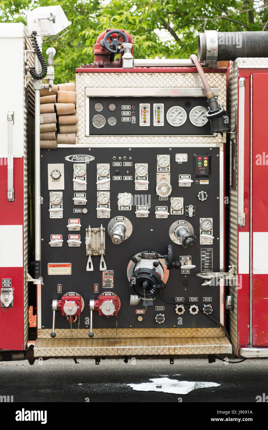 Pumper truck hi-res stock photography and images - Alamy