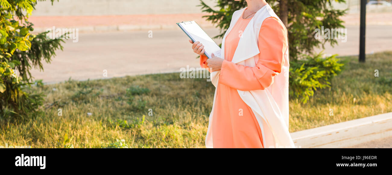 Close-up of female middle eastern college student Stock Photo - Alamy