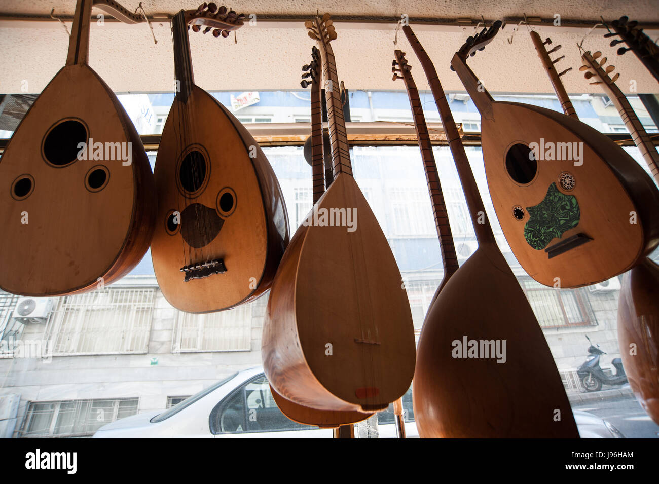 Tradition Turkish handmade Oud for sale in a Istanbul workshop Stock ...