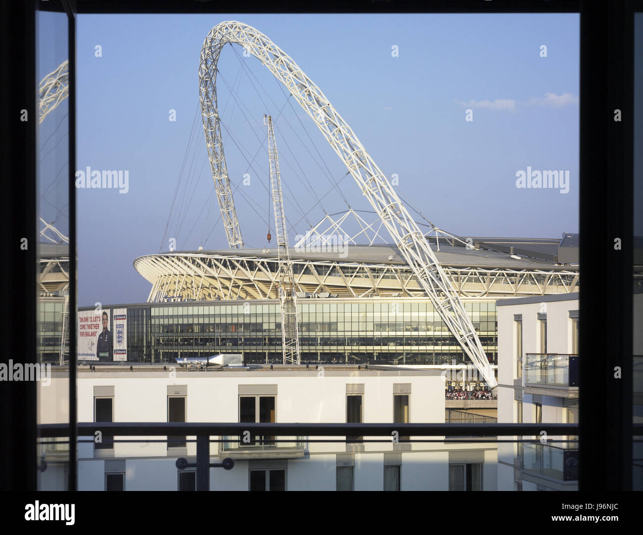 Wembley stadium pitch view hi-res stock photography and images - Alamy