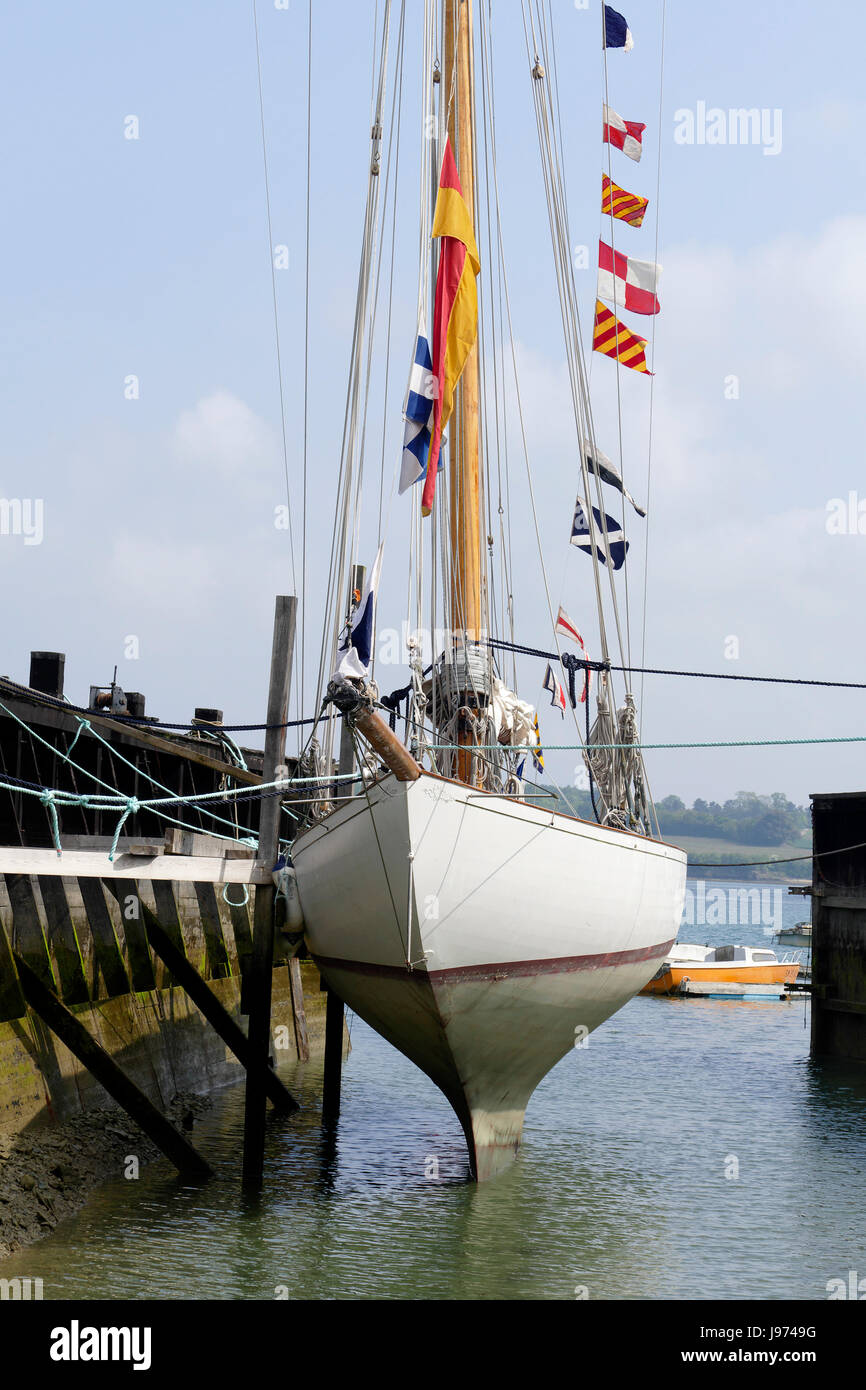 Nan of Fife : classic yacht with an auric cutter rig, designed and ...