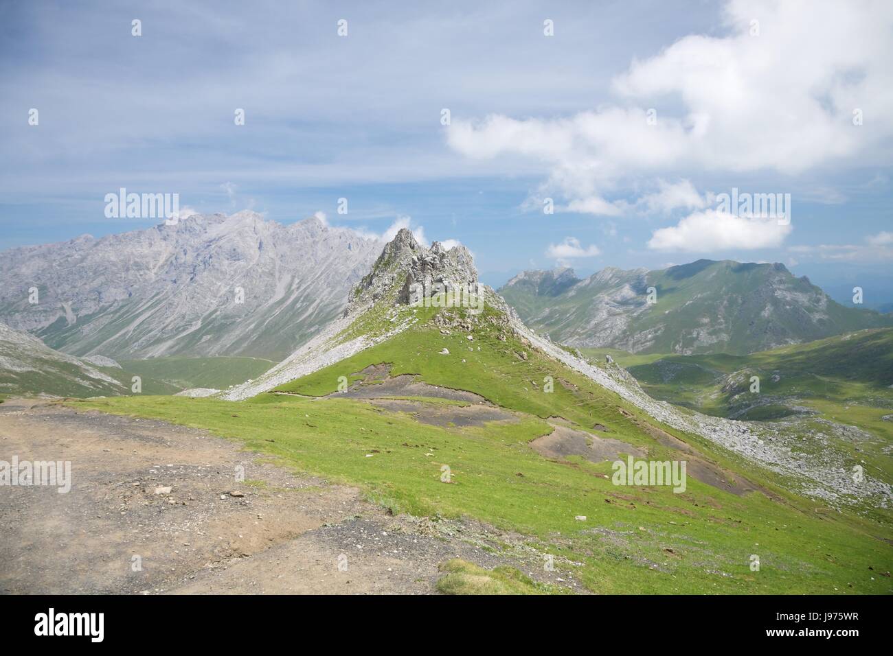 field, spain, valley, landscape, scenery, countryside, nature, mountain ...