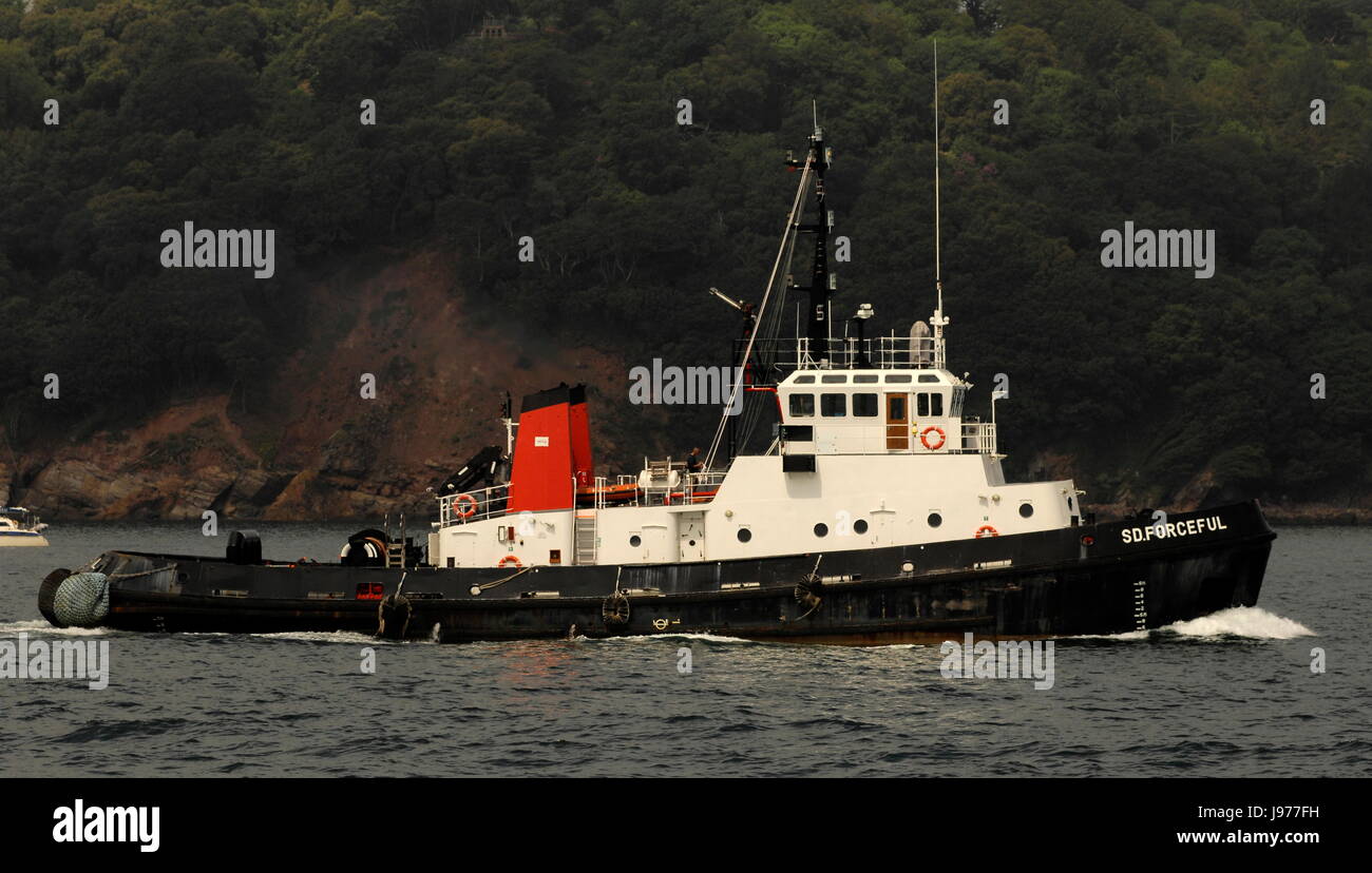 Ocean going tugs hi-res stock photography and images - Alamy