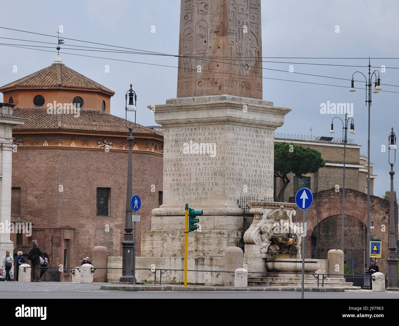 Rome lateran basilica hi-res stock photography and images - Alamy