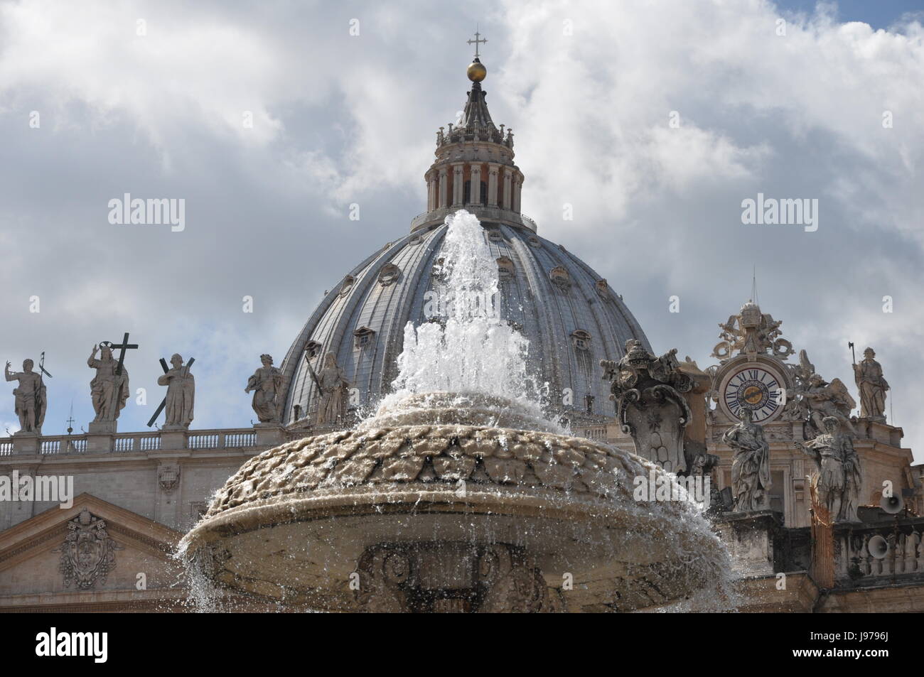 S peter rome hi-res stock photography and images - Alamy