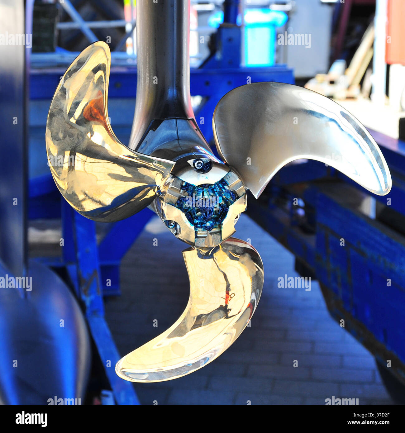 Propeller building hi-res stock photography and images - Alamy