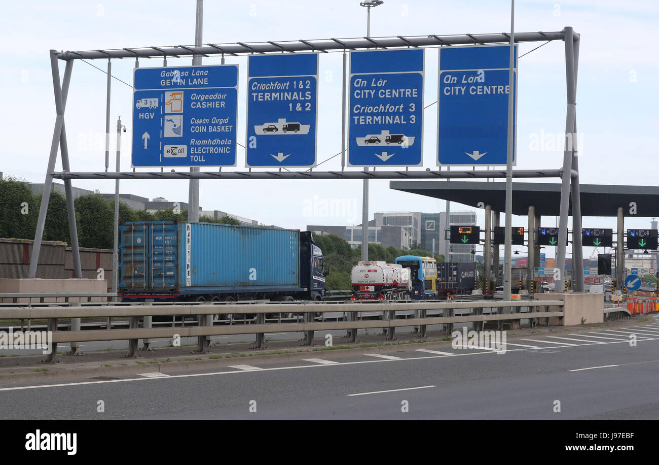 Lorries exiting Dublin Tunnel where Ireland's first average speed ...