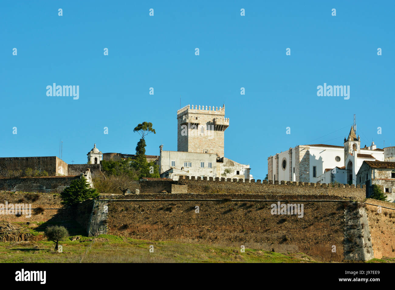 Castelo de estremoz hi-res stock photography and images - Alamy