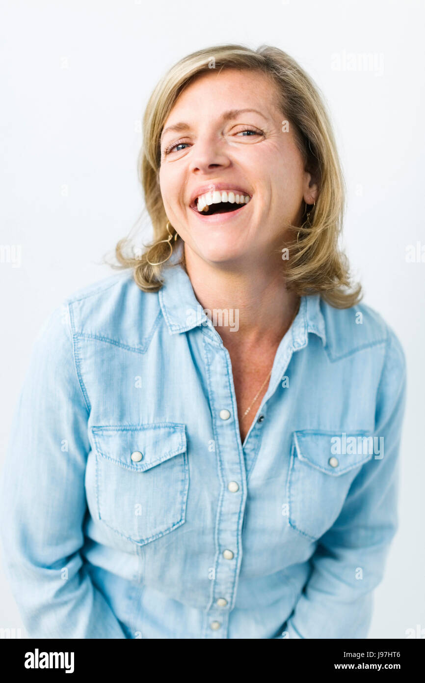 Portrait of laughing woman Stock Photo - Alamy