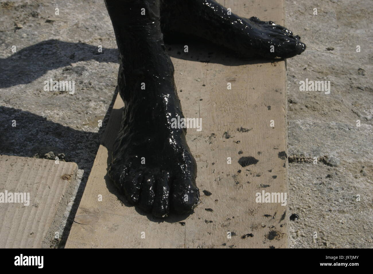 Mud smeared hi-res stock photography and images - Alamy
